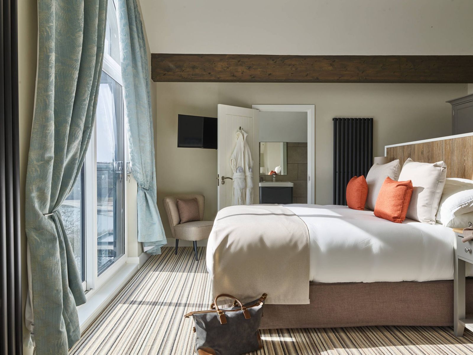 Dylan Coastal Resort, South Wales - Crisp White Sheets