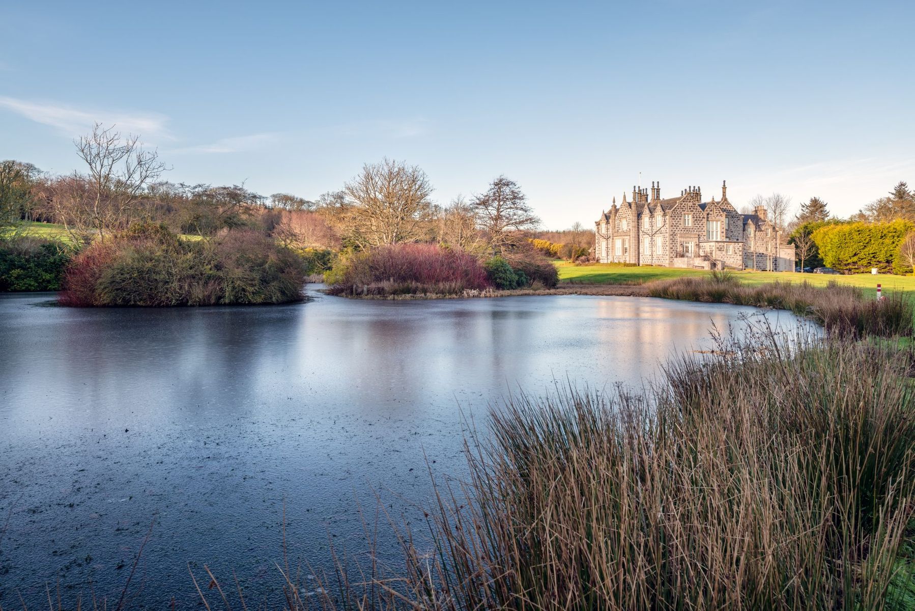 Trump Macleod House Exclusive Use - Crisp White Sheets