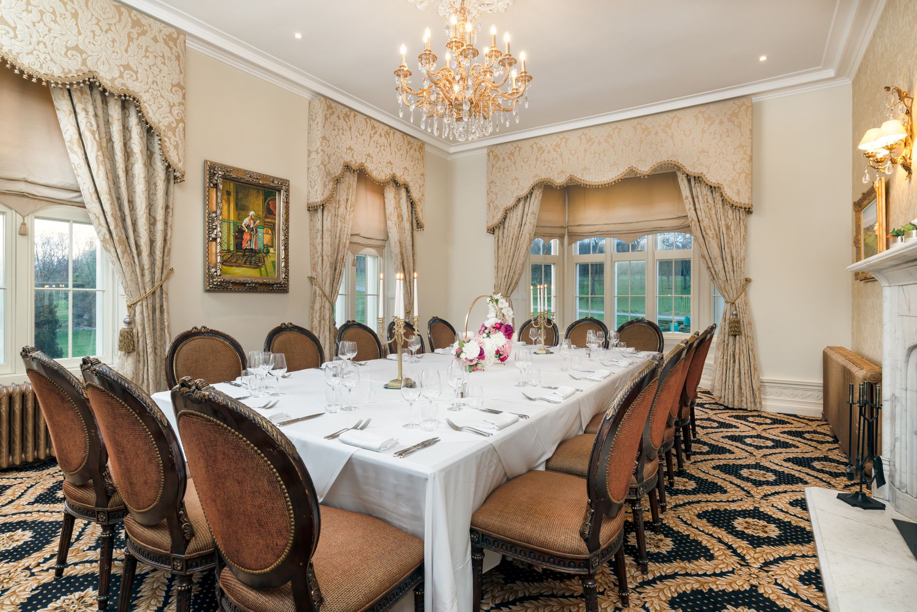 Trump Macleod House Exclusive Use - Crisp White Sheets