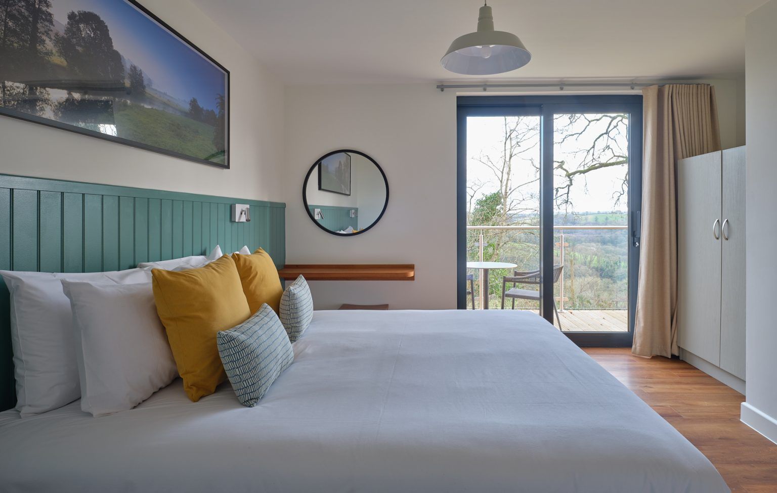 The Mole Resort, North Devon - Crisp White Sheets