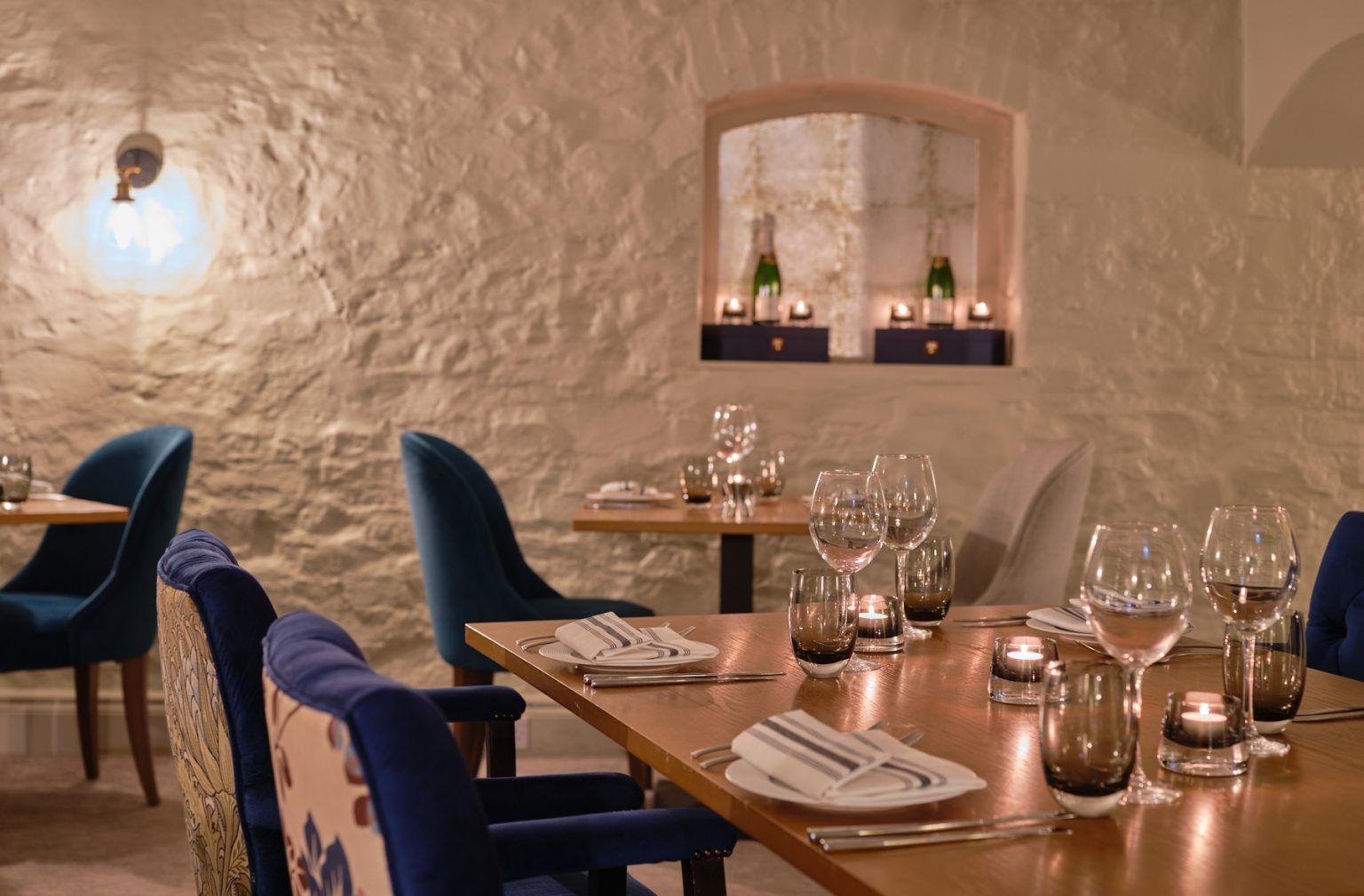 The Mole Resort, North Devon - Crisp White Sheets