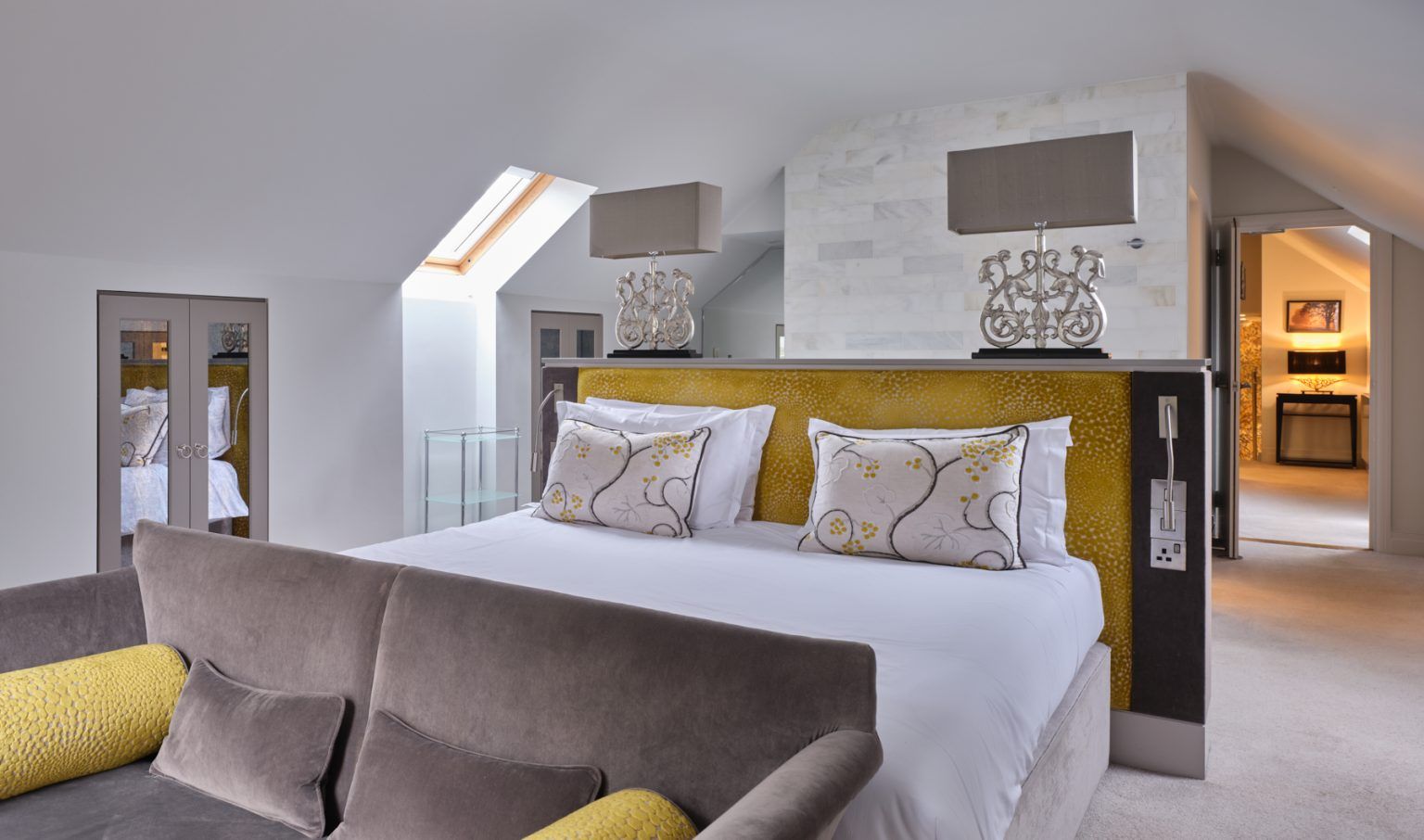 The Mole Resort, North Devon - Crisp White Sheets