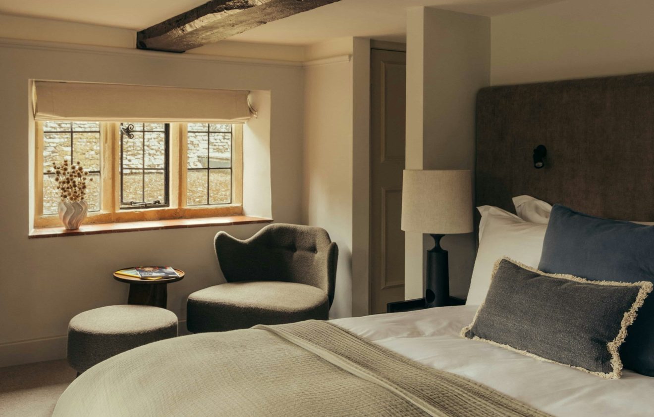 Hyll Hotel | Crisp White Sheets